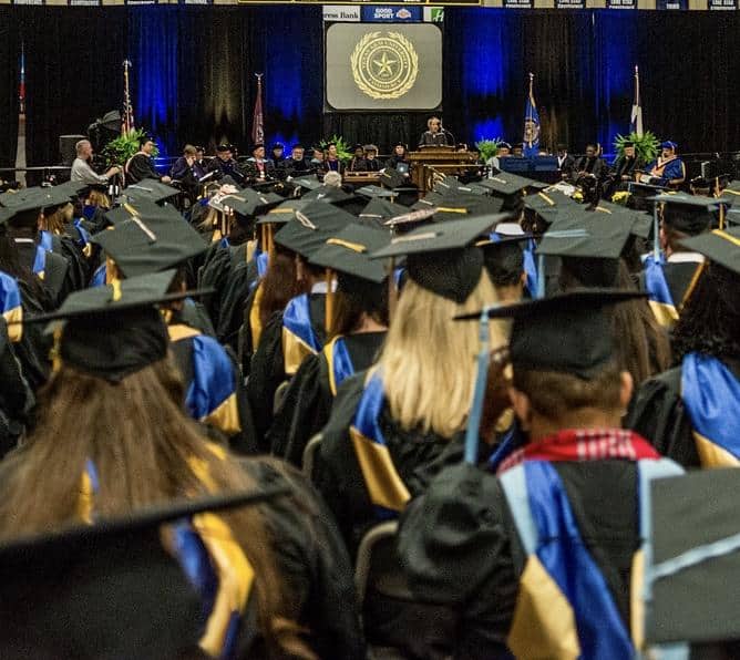 A&M-Commerce Celebrates Spring 2019 Commencement May 10 and 11 | East ...